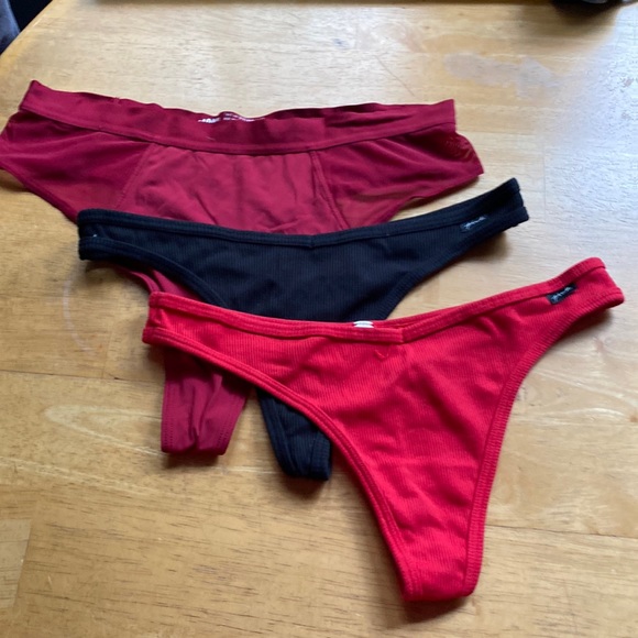 PINK Victoria's Secret | Intimates & Sleepwear | Set Of Panties Size M ...